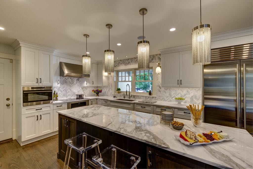 Chicago Contemporary Kitchen | Sleek Urban Remodeling